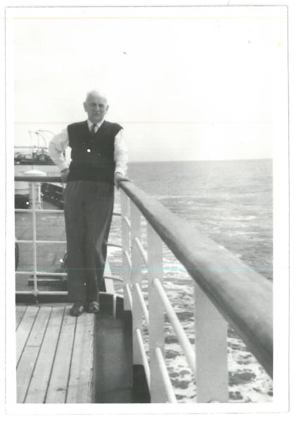 Jego przepustki służyły niesieniu pomocy. Historia Jana Starczewskiego ...