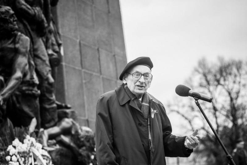 Władysław Bartoszewski Laid to Rest in Powązki Cemetery | Polscy ...